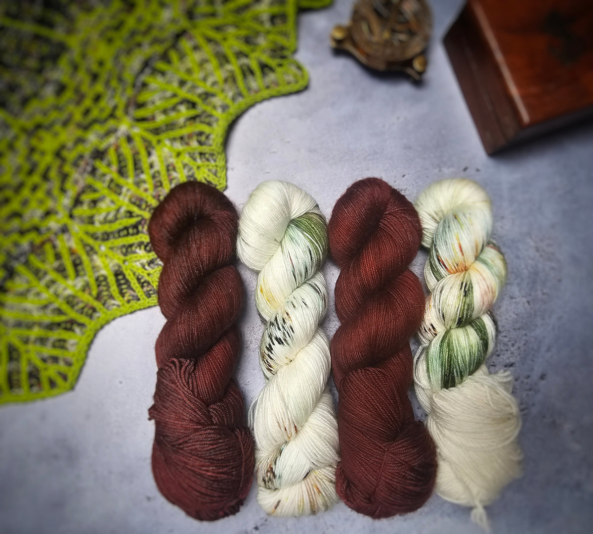 Précommande Kit châle Solaris (sans patron) – ArcoIris Yarns